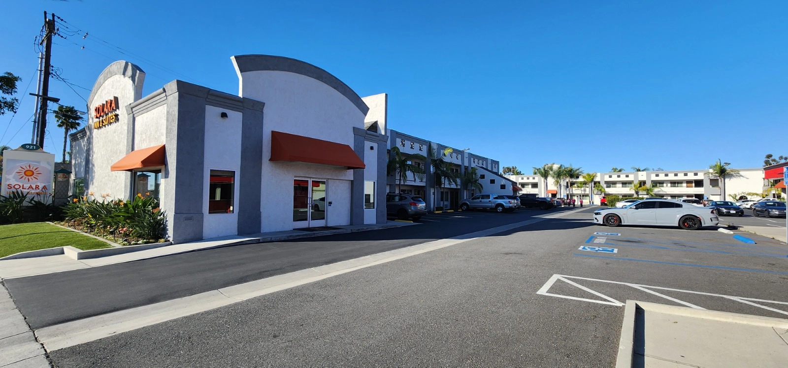 Hotel in Anaheim, CA, Motel Suites Anaheim, CA, Solara Inn & Suites